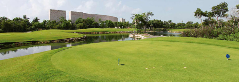 Bajo La Lupa PGA Riviera Maya Golf Course | Privilege Club